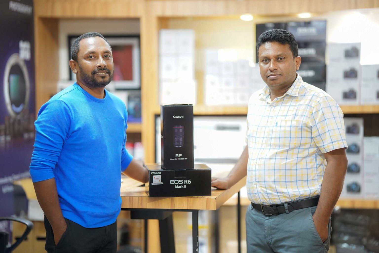 About Us - Camera Fine Vision