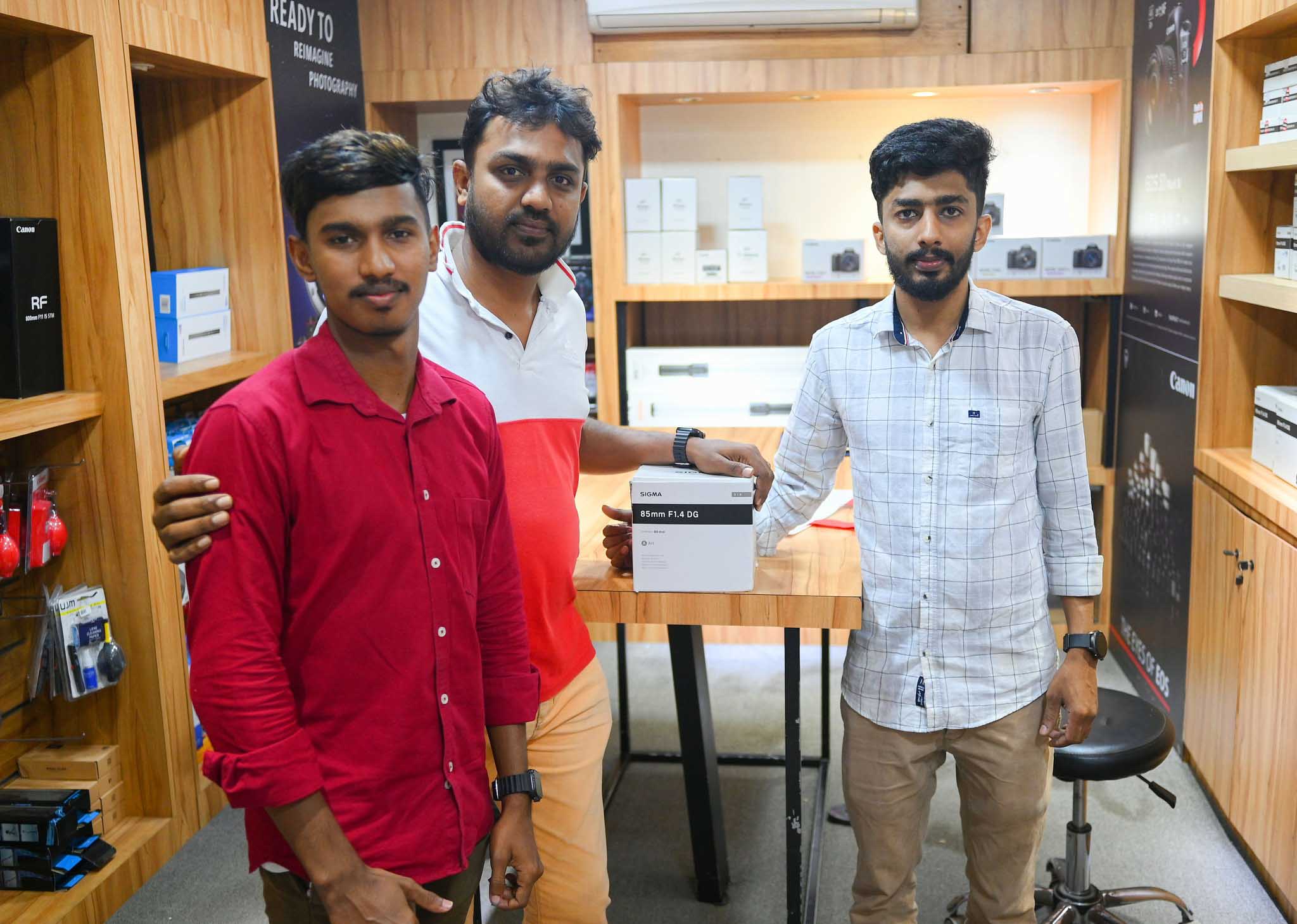 About Us - Camera Fine Vision