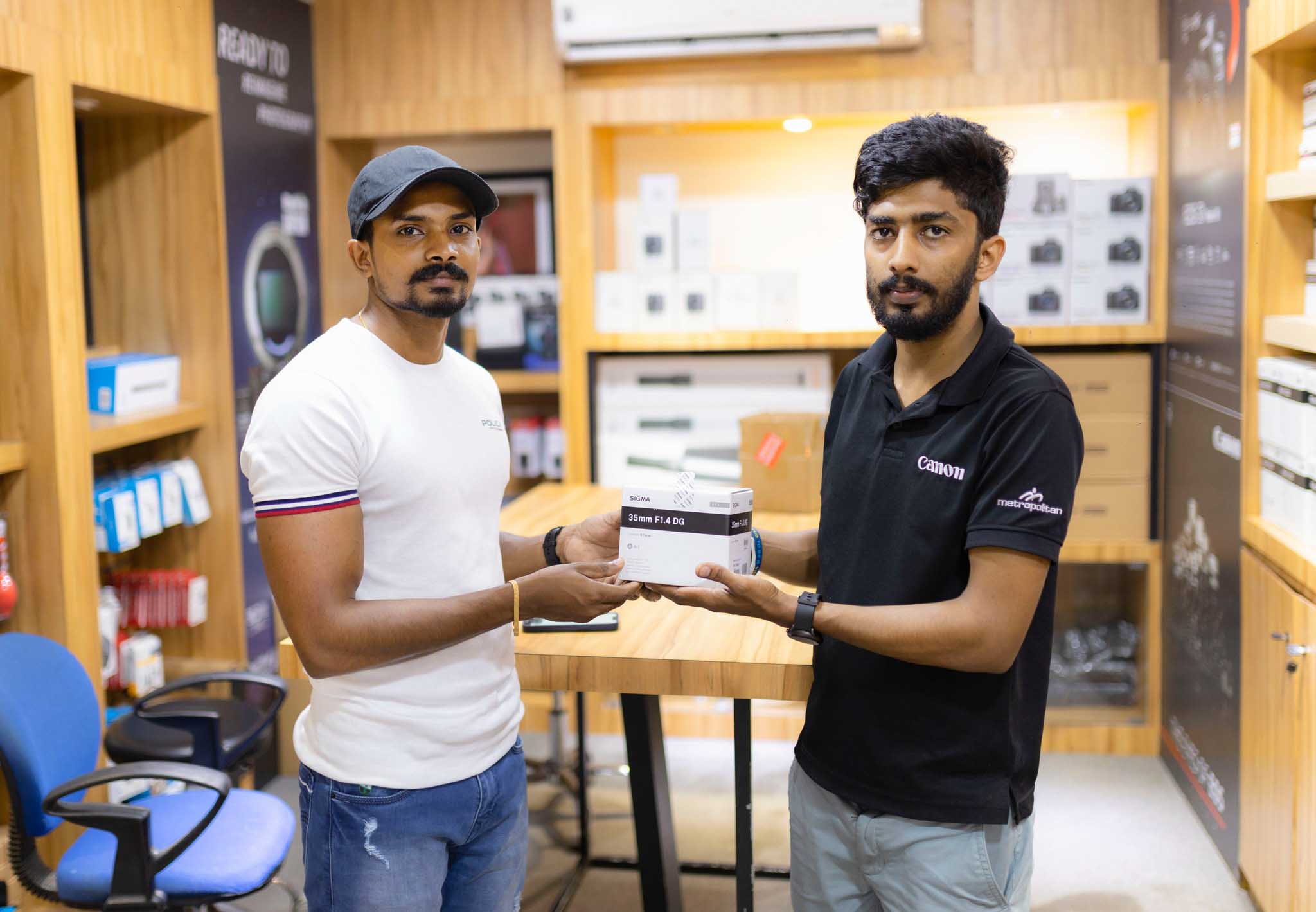 About Us - Camera Fine Vision