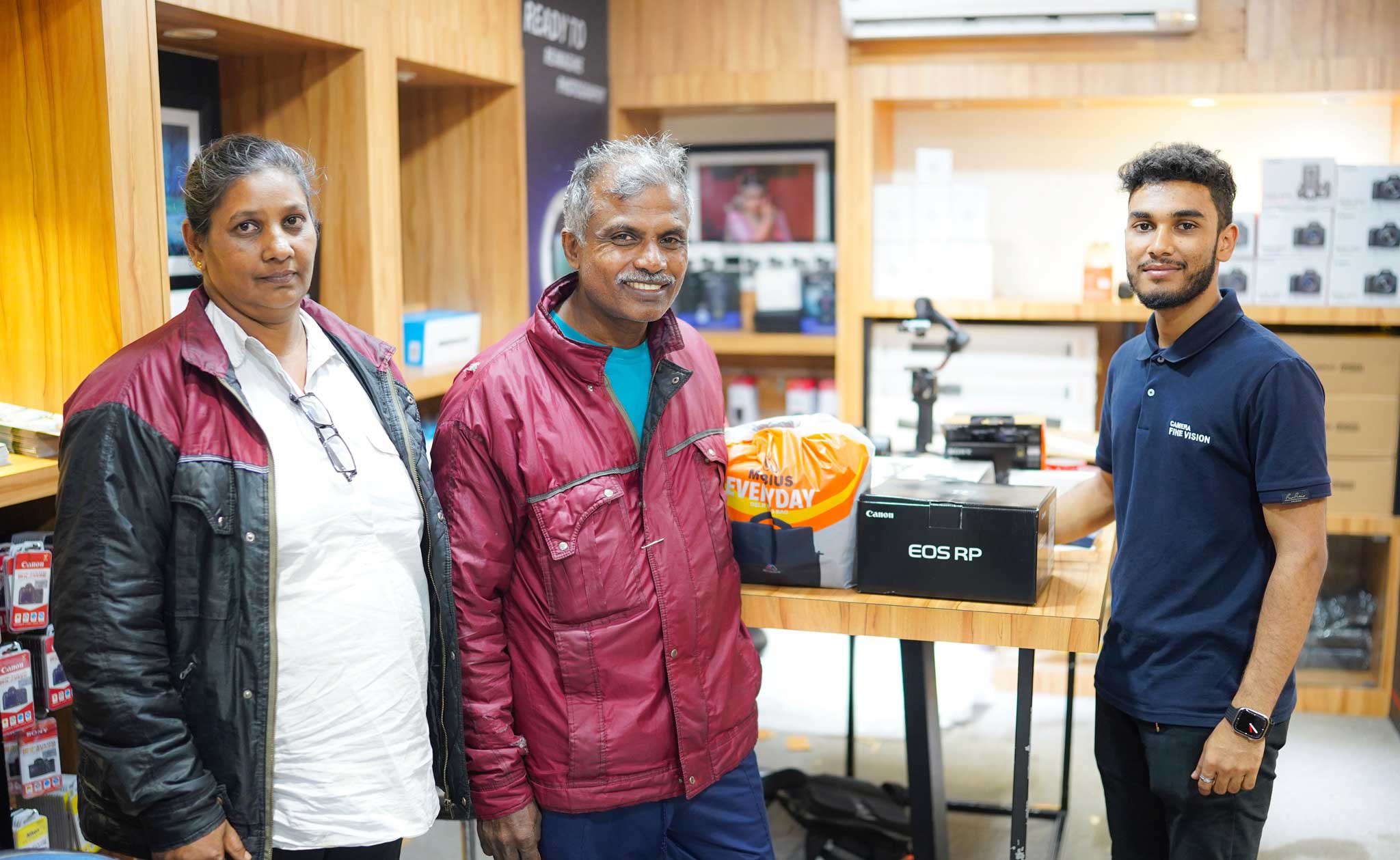 About Us - Camera Fine Vision