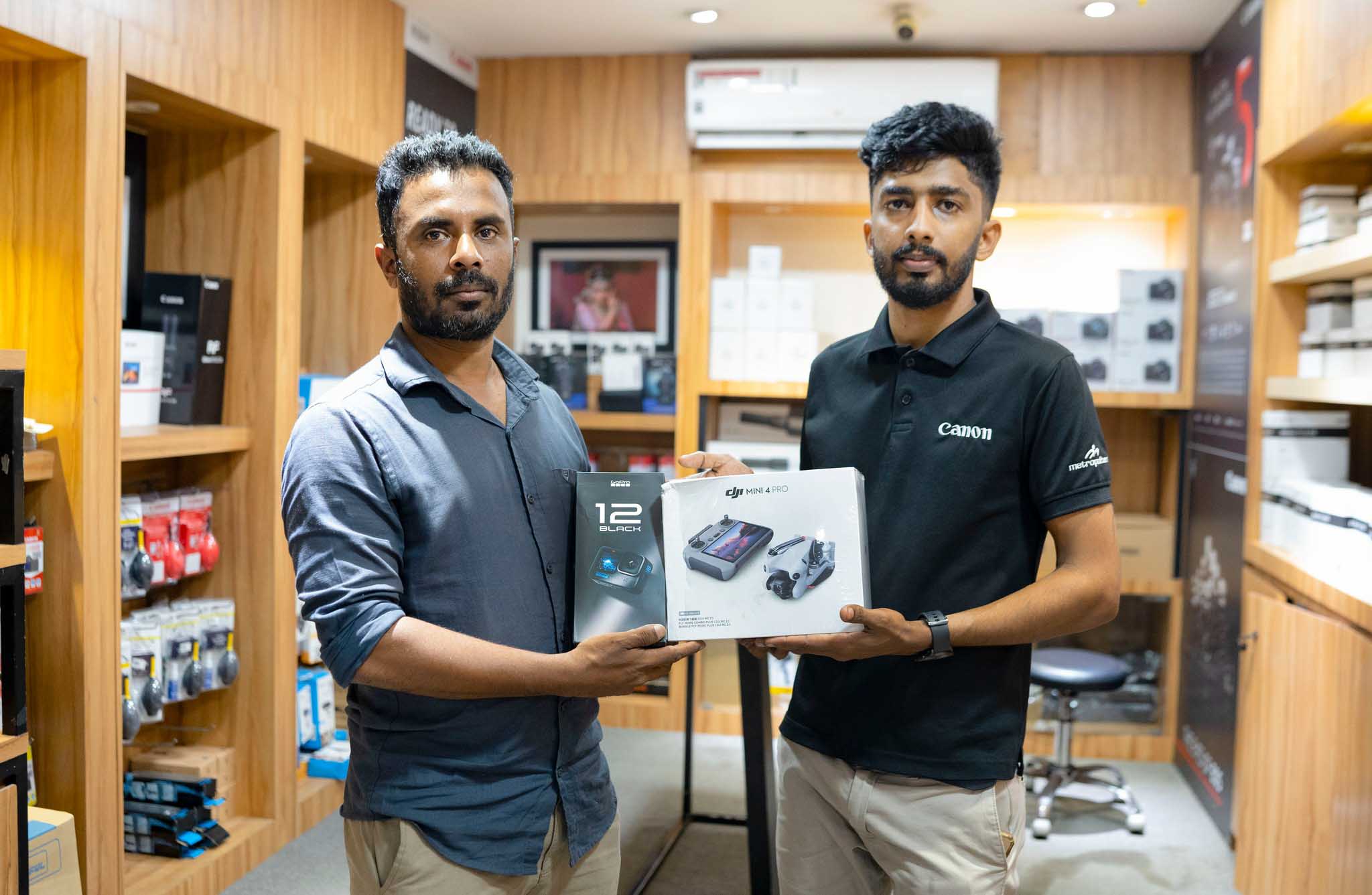 About Us - Camera Fine Vision