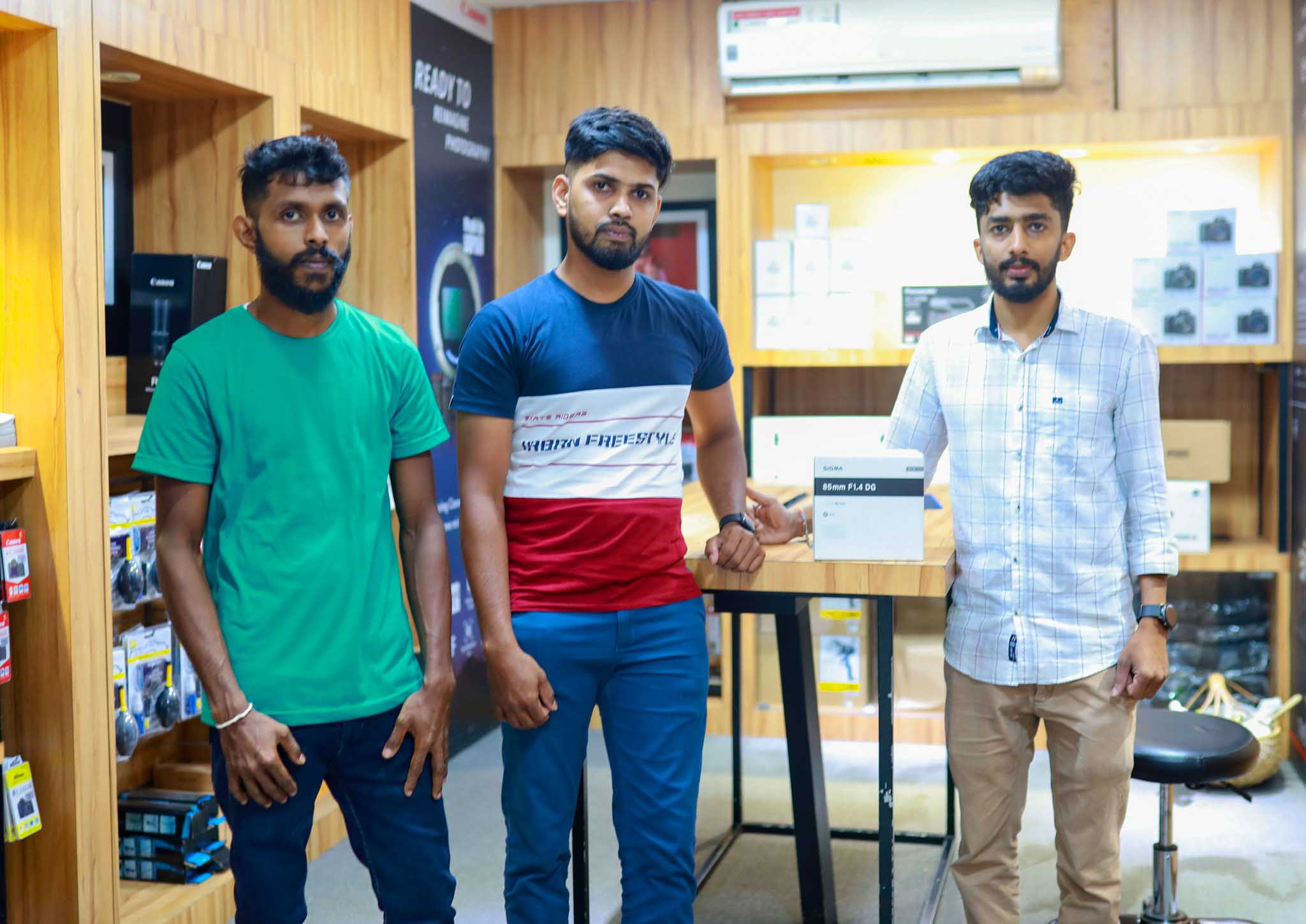 About Us - Camera Fine Vision