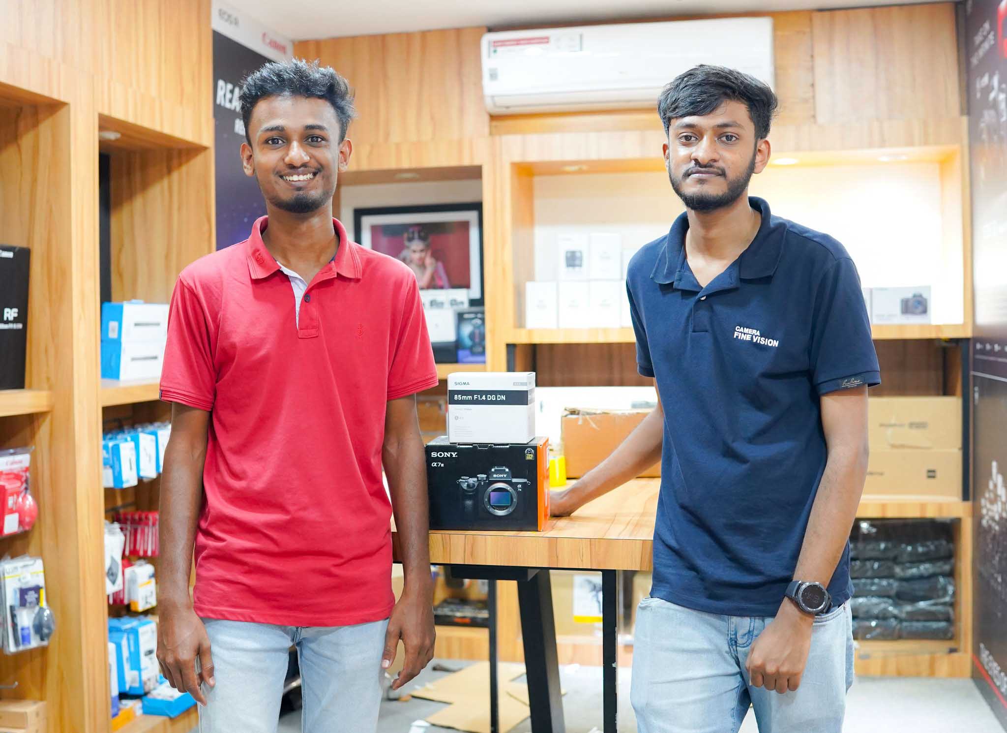 About Us - Camera Fine Vision